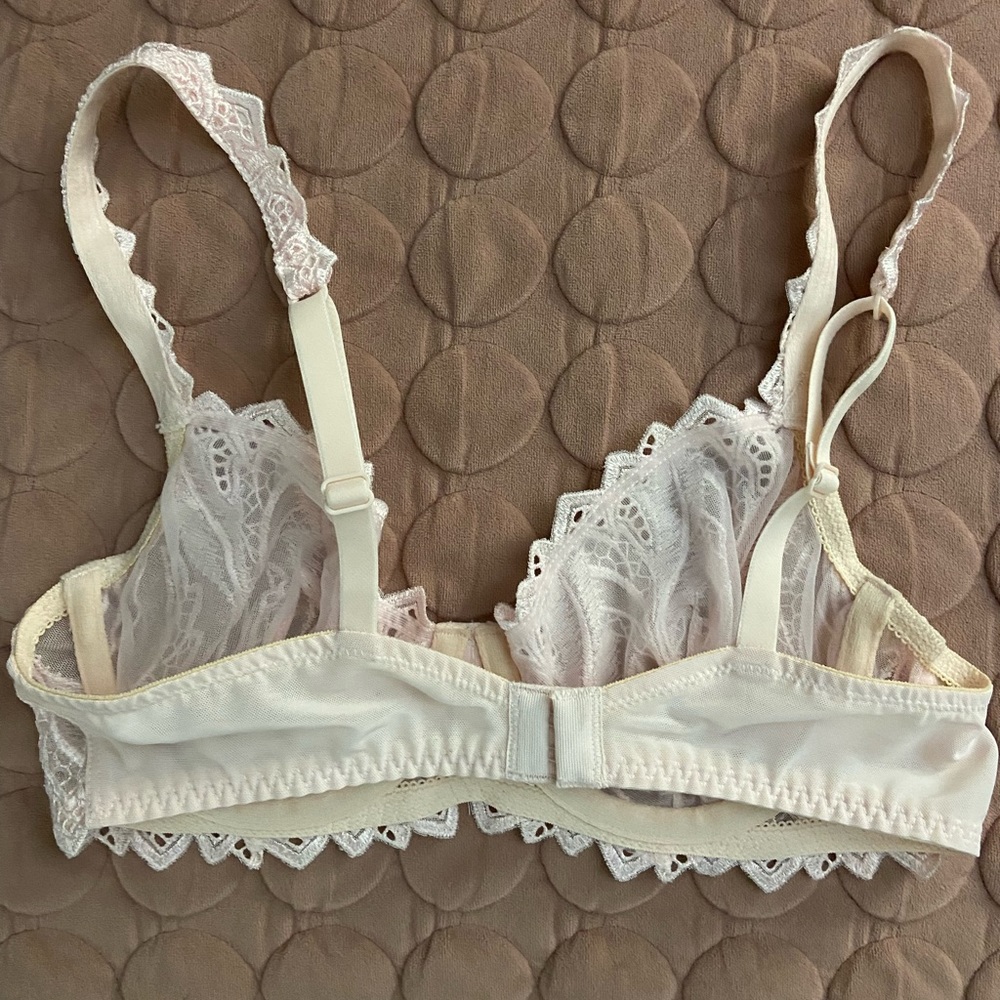 Italian Sheer Pastel Pink Lace Bra - Gem